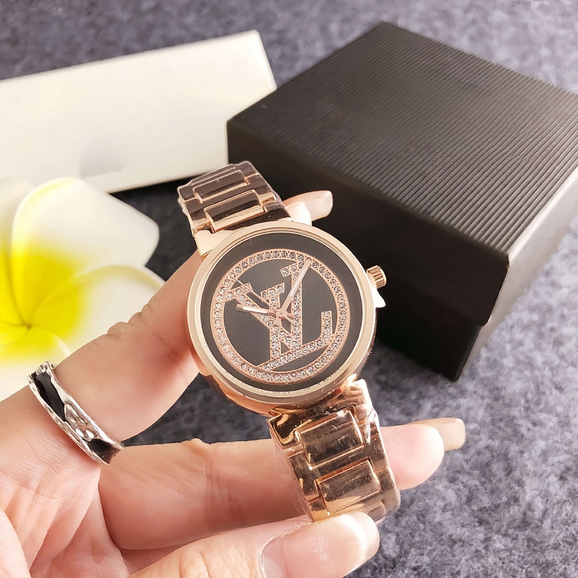 LV dial steel belt watch - Ariano